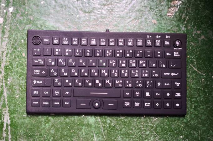 95 Keys Industrial Keyboard Mouse With IP68 Waterproof Hula Point Mouse